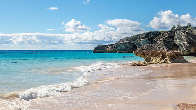 Travel Blog - The Pink Sands of Bermuda
